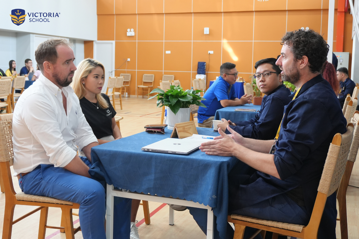 Victoria School - Riverside